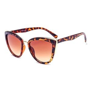 Accessories | New Tortoise And Gold Cat Eye Sunnies | Poshmark